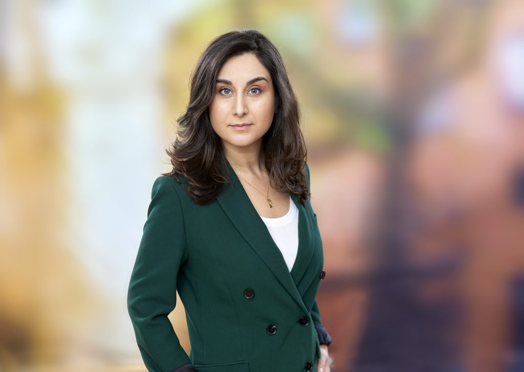 Azadeh Rojhan, Riksdagsledamot – Socialdemokraterna Upplands väsby